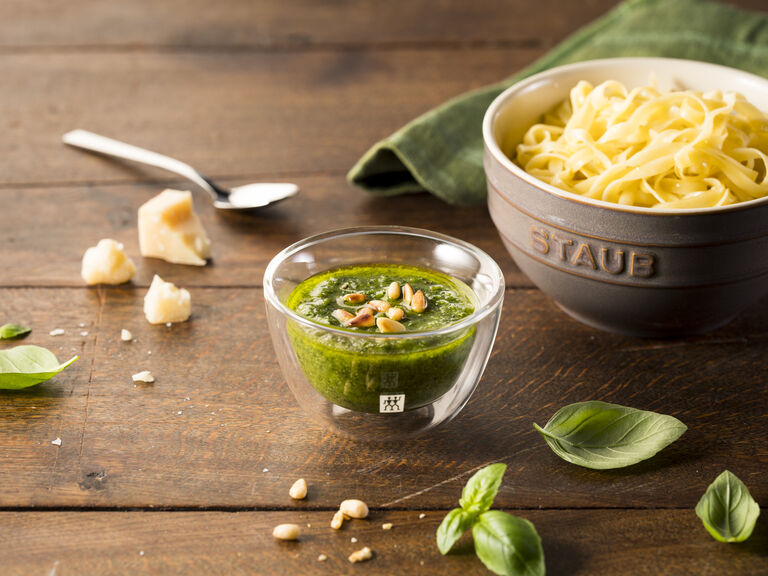 Recipe for a delicious Pesto Genovese | ZWILLING.COM