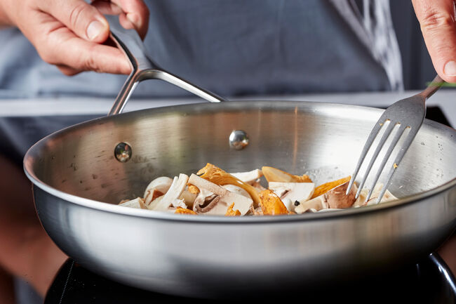 Cookware suited to your stove | ZWILLING.COM
