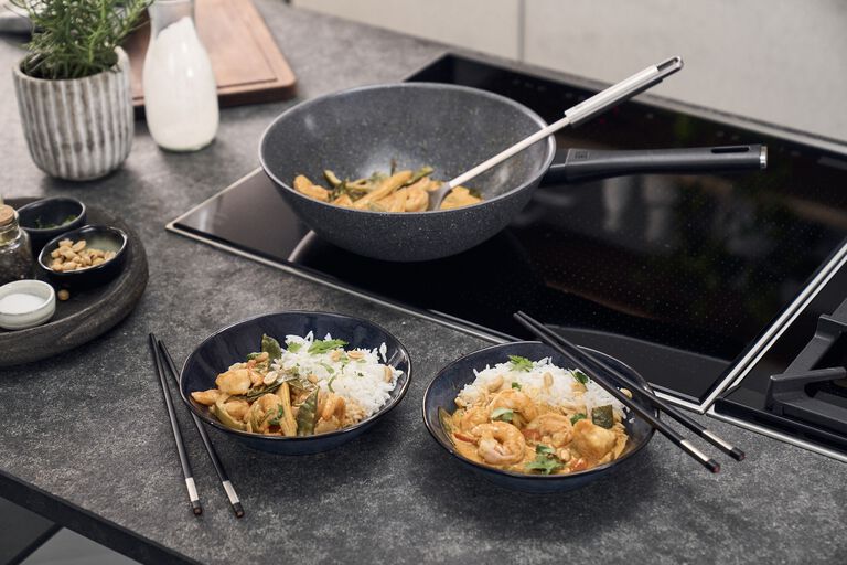 Thai-Inspirierter Garnelen-Wok | ZWILLING.COM