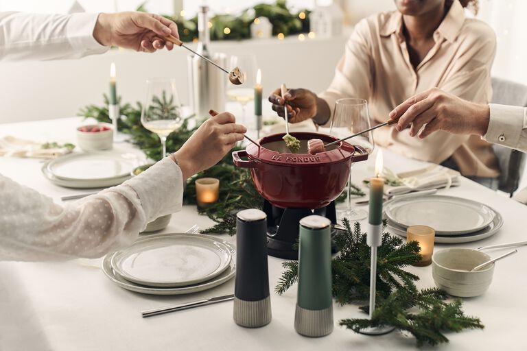 Fondue classique avec viande, poisson et légumes | ZWILLING.COM