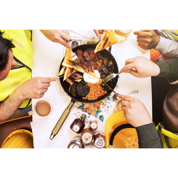 Buy Staub Cast Iron Frying pan Buster+Punch | ZWILLING.COM