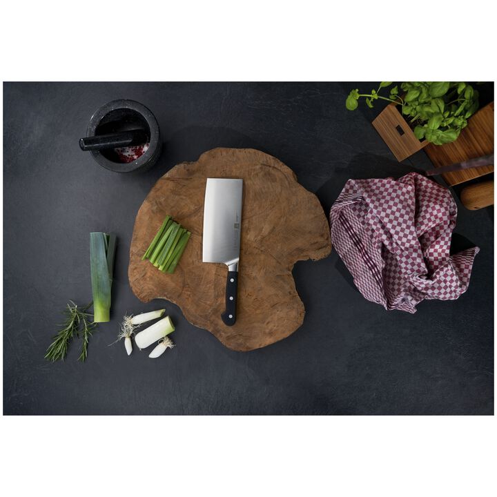 Buy ZWILLING Pro Chinese chef's knife | ZWILLING.COM