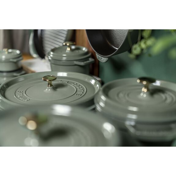 Buy Staub La Cocotte Cocotte | ZWILLING.COM