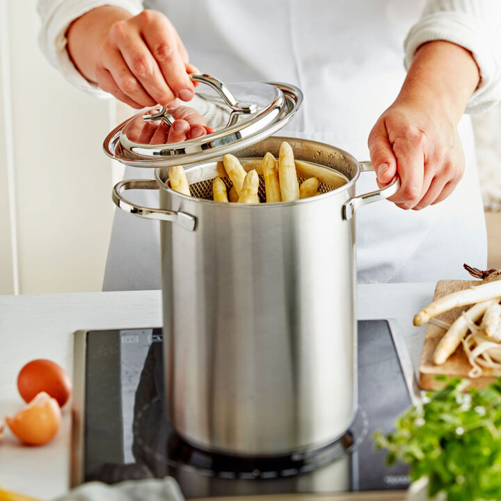 Buy Demeyere Resto Asparagus/pastapot | ZWILLING.COM