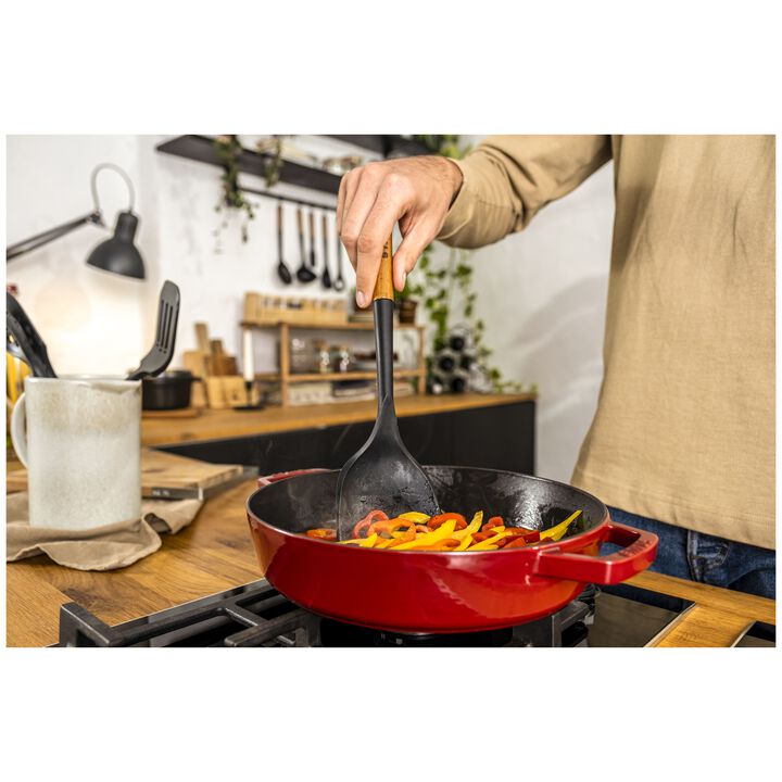 Buy Staub Tools Turner | ZWILLING.COM