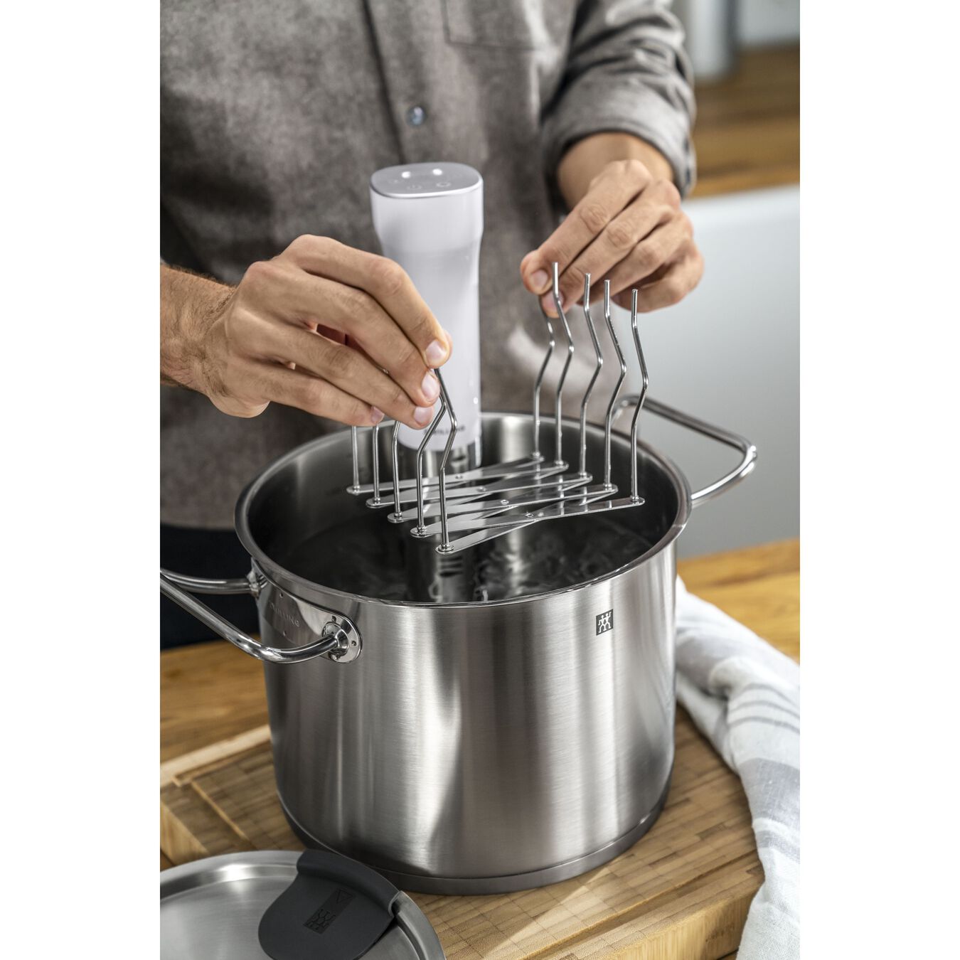Buy ZWILLING Enfinigy Sous-vide rack | ZWILLING.COM