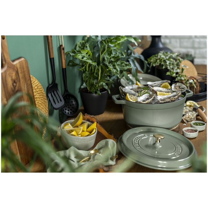 Buy Staub La Cocotte Cocotte | ZWILLING.COM