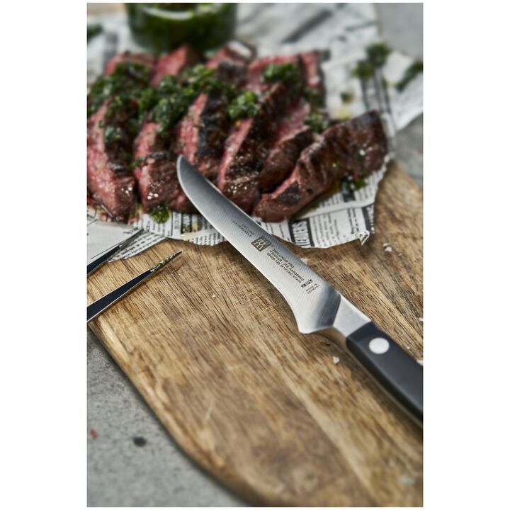 Buy ZWILLING Pro Steak set | ZWILLING.COM