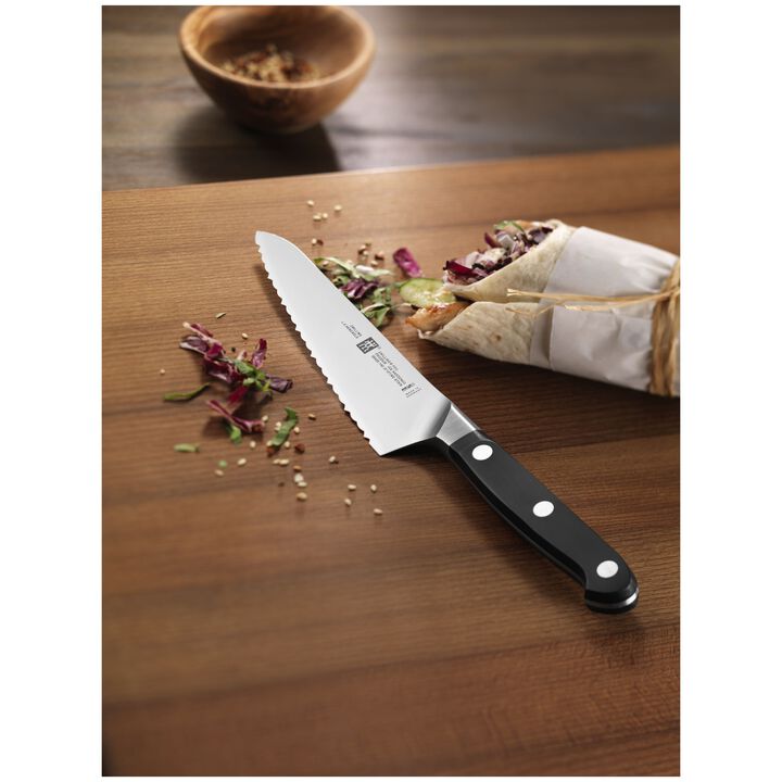 Buy ZWILLING Pro Chef's knife compact | ZWILLING.COM