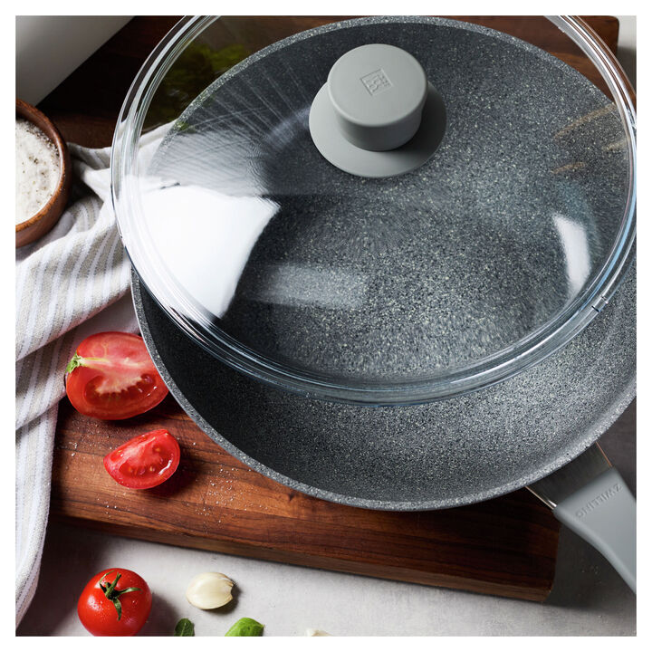 Buy ZWILLING Parma Plus Ceramic Wok with lid | ZWILLING.COM