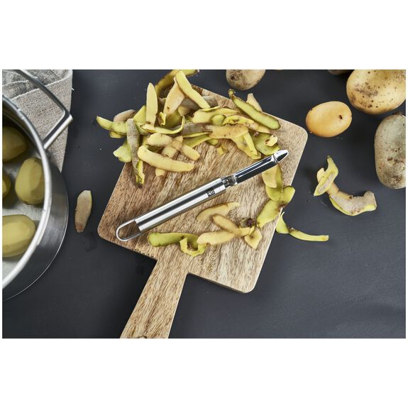 Buy ZWILLING Pro Swivel peeler | ZWILLING.COM