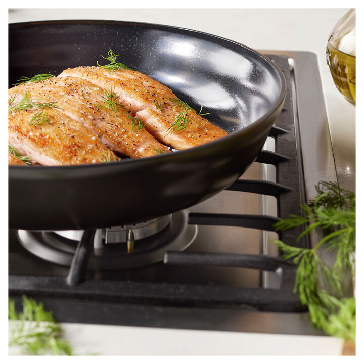 Buy ZWILLING Motion Ceramic Frying pan | ZWILLING.COM