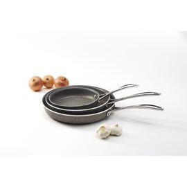 Pans for Frying, Sautéing & more