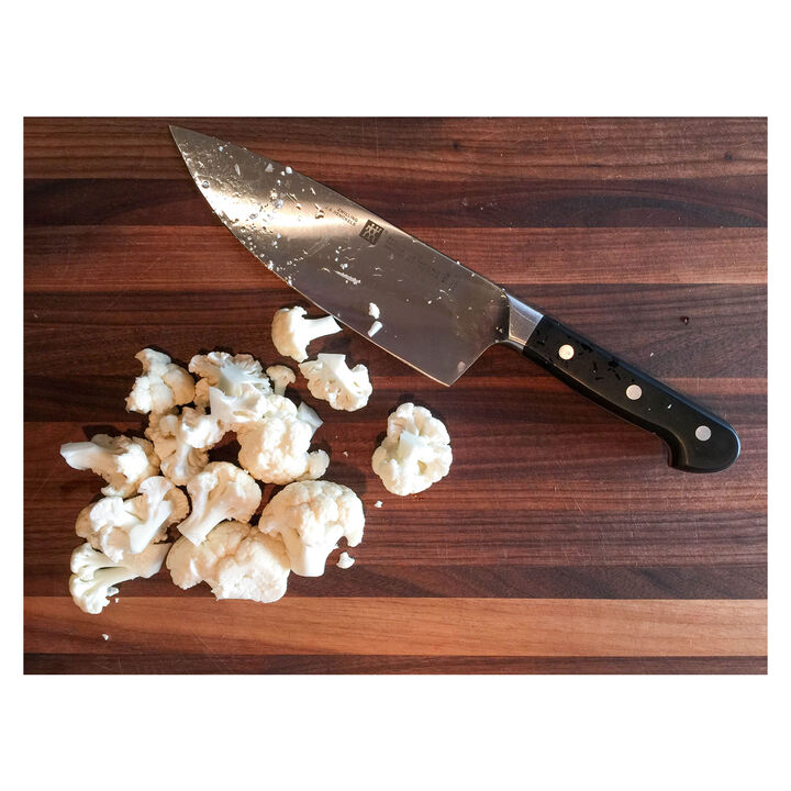 Buy ZWILLING Pro Chef's knife | ZWILLING.COM