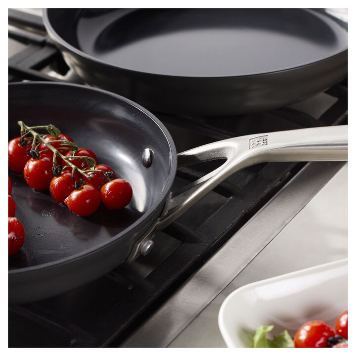 Buy ZWILLING Motion Ceramic Fry pan set | ZWILLING.COM