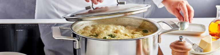 Stew Pots & Stew Cooker