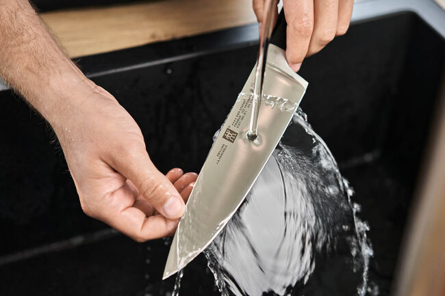 HOW TO CLEAN AND CARE FOR YOUR KNIFE | ZWILLING.COM