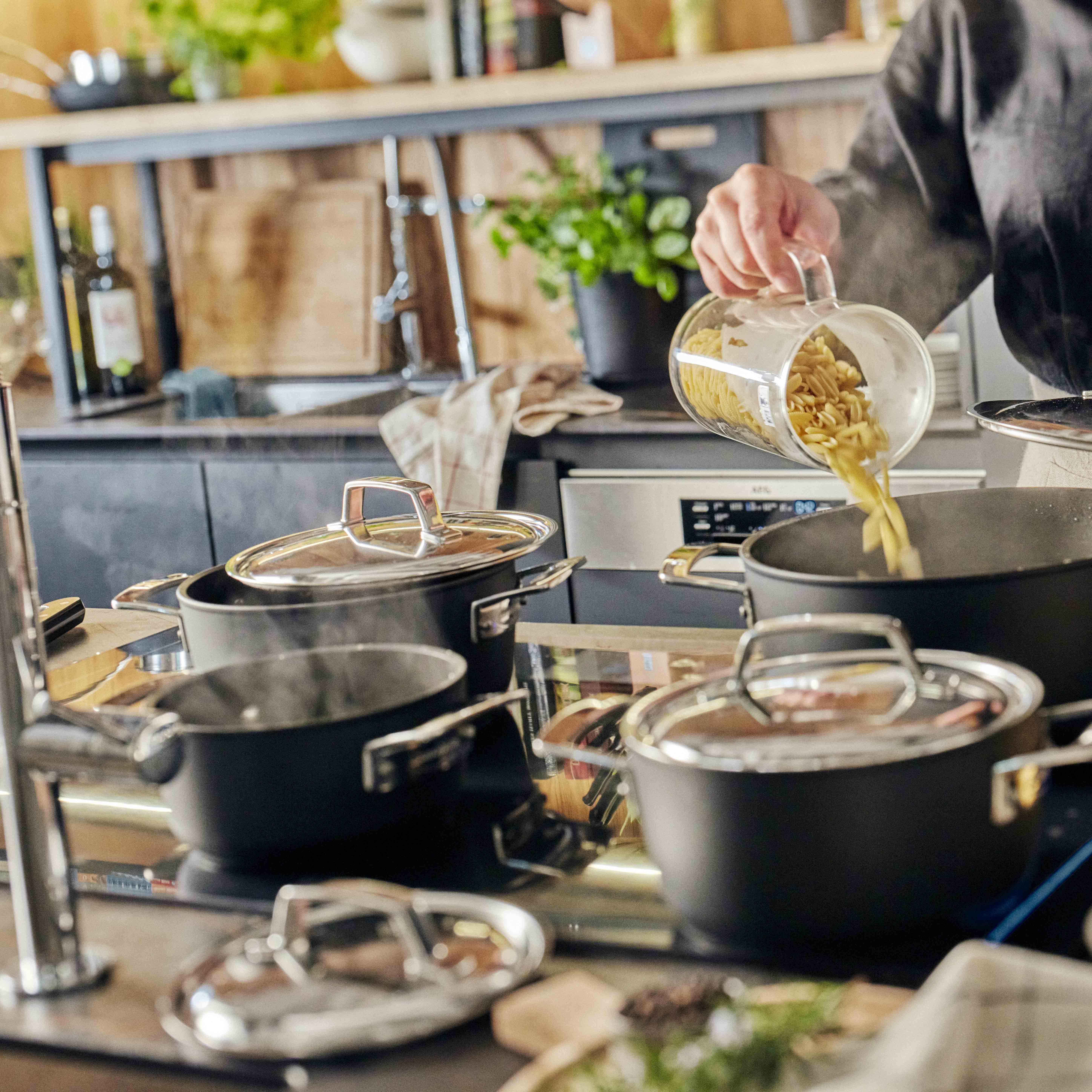 Demeyere Alu Pro 5 Potten- en pannenset kopen | ZWILLING Group